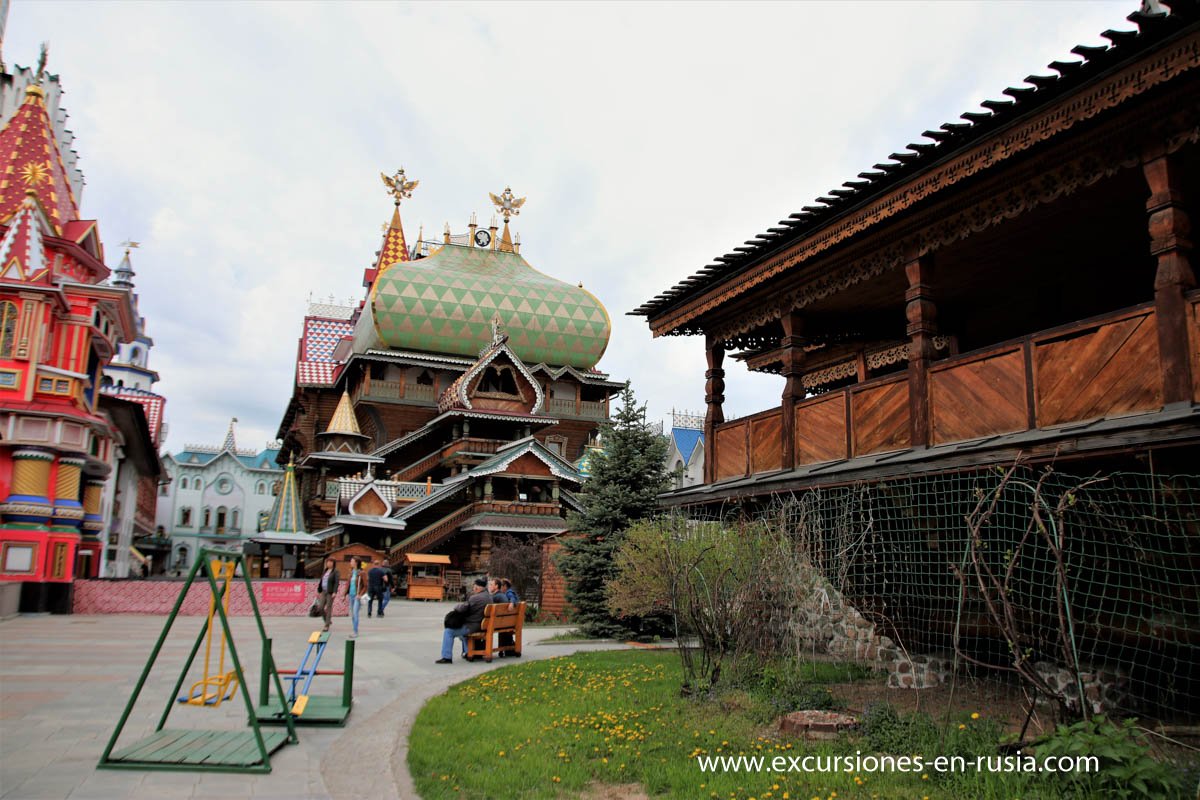 Excursion through Soviet Moscow - EXCURSIONES EN RUSIA