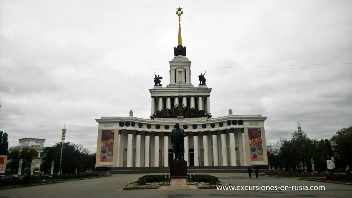Excursion through Soviet Moscow - EXCURSIONES EN RUSIA
