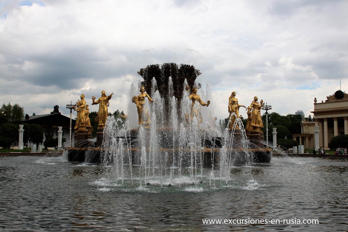 Excursion through Soviet Moscow - EXCURSIONES EN RUSIA